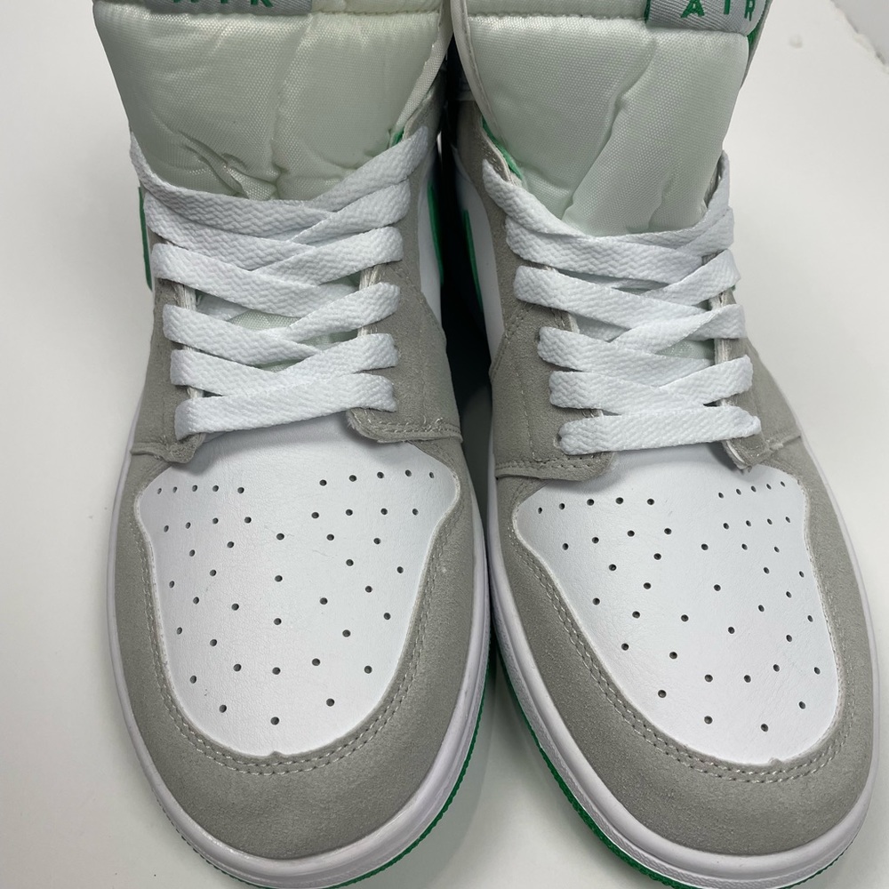 Air Jordan 1’s High Top Green And Grey Size 10 - Gem
